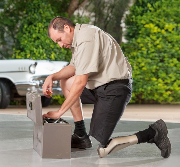 Microprocessor Knees - Bio Dynamic Technologies